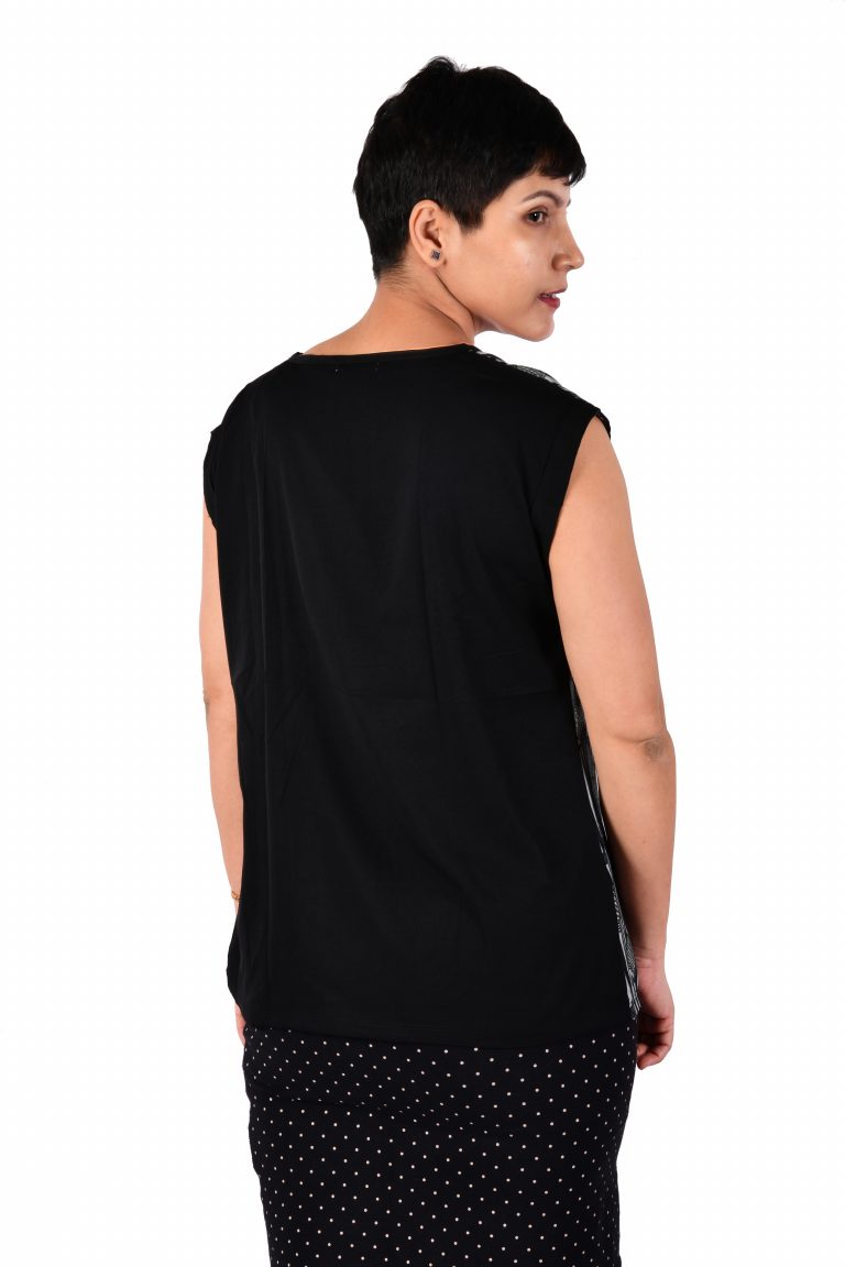 Recyclable plastic crop top – Hut-K